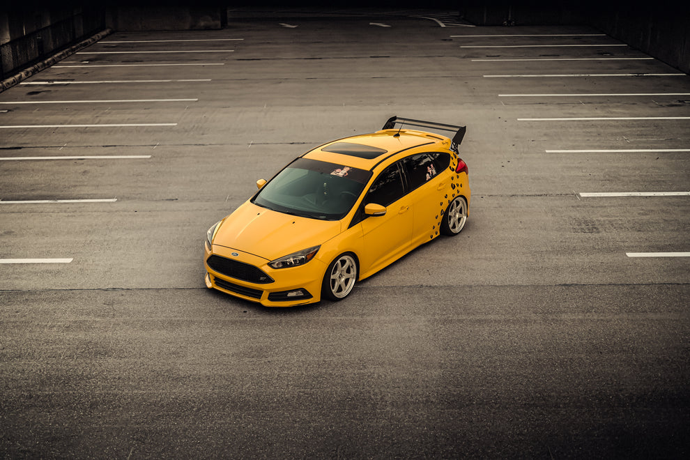 2012-2018 FORD FOCUS HATCH MOUNTED WING SPOILER – Vega Modified